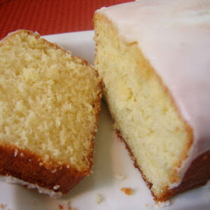 Lemon Tea Cake - SugarHero