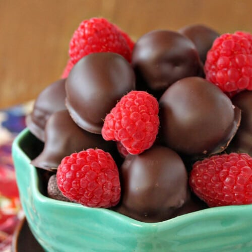 Chocolate-Covered Raspberries - SugarHero