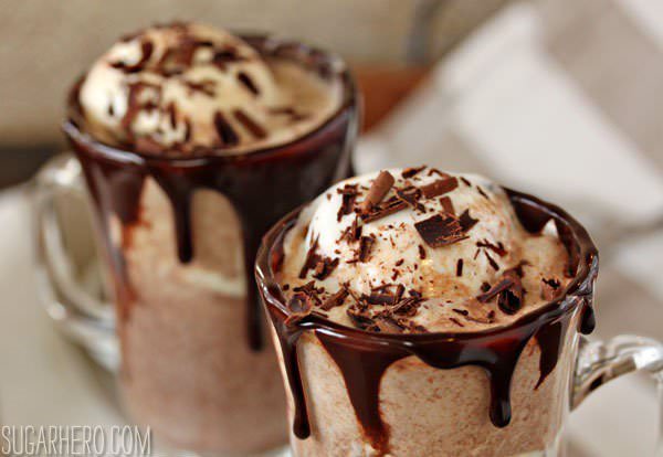 Hot Chocolate Floats - SugarHero