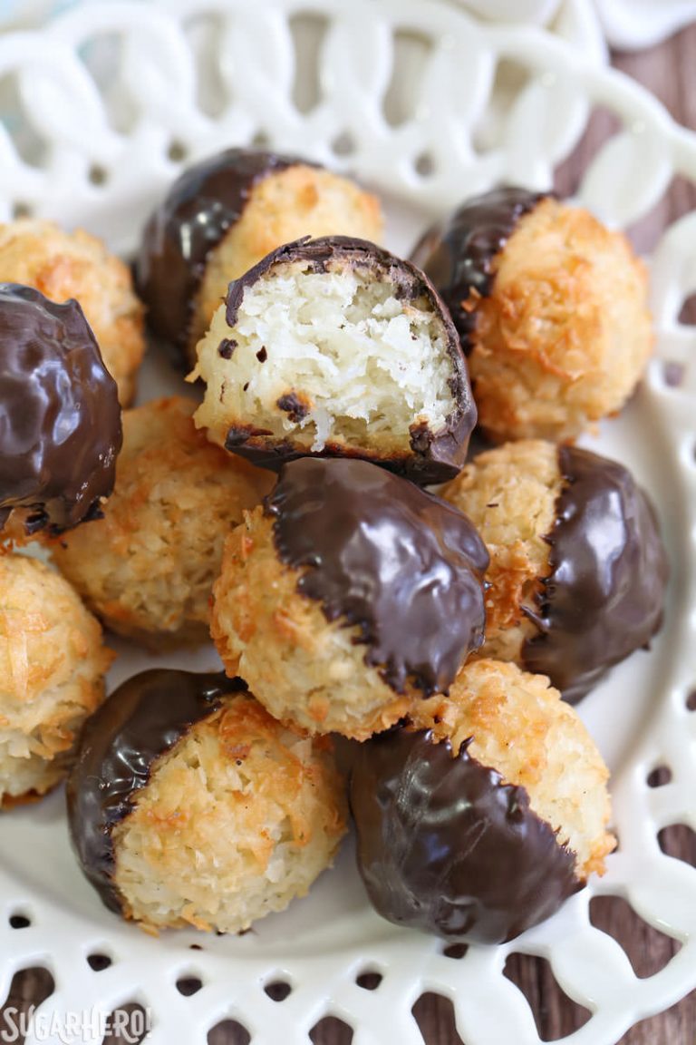 Coconut Macaroons - SugarHero