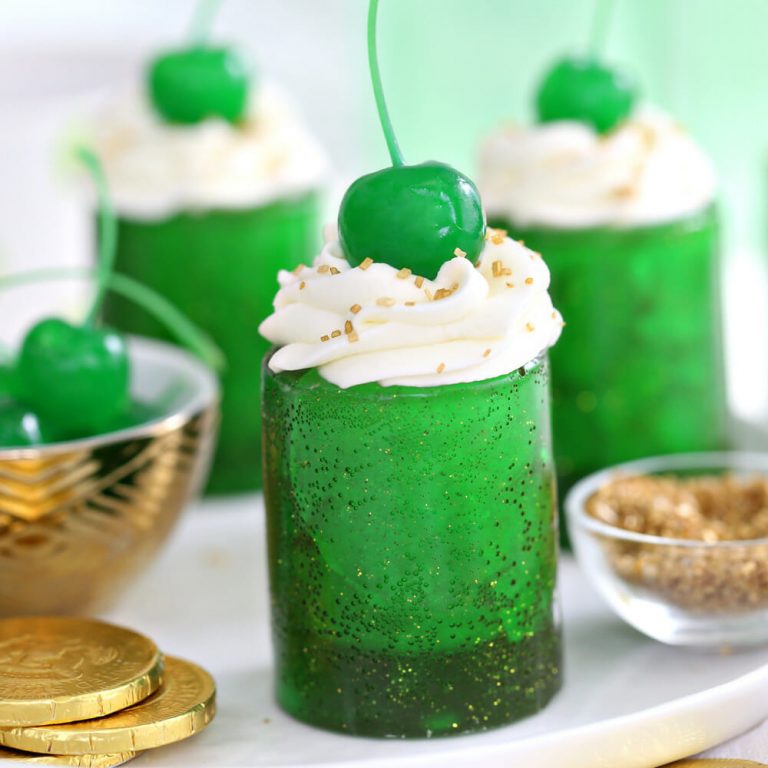 Shamrock Shake Shots - SugarHero