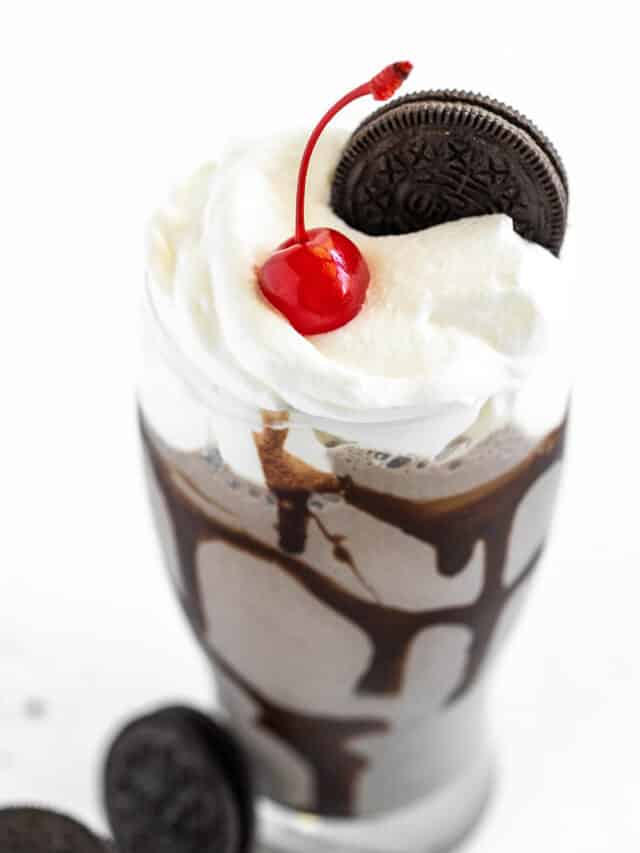 The BEST Oreo Milkshake Recipe - SugarHero
