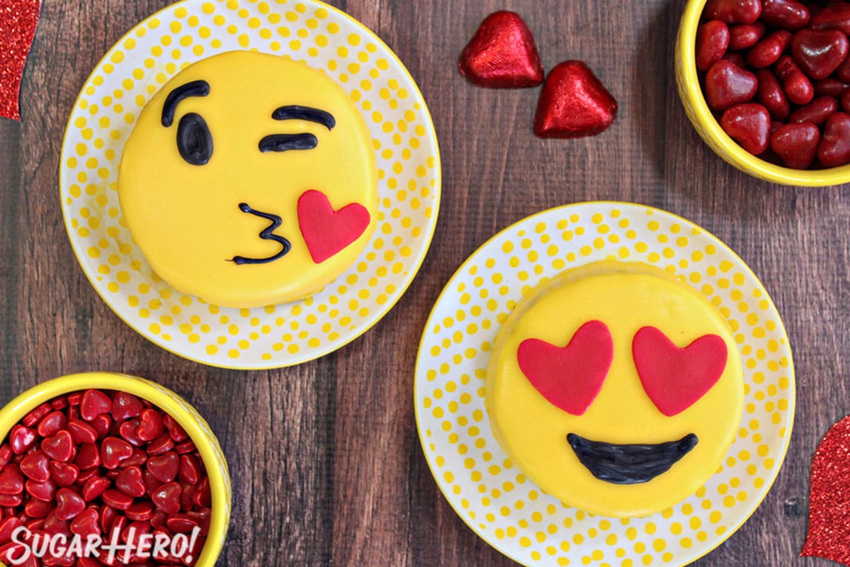 How To Make Cake Emoticons On Facebook