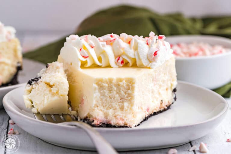 Candy Cane Cheesecake - SugarHero