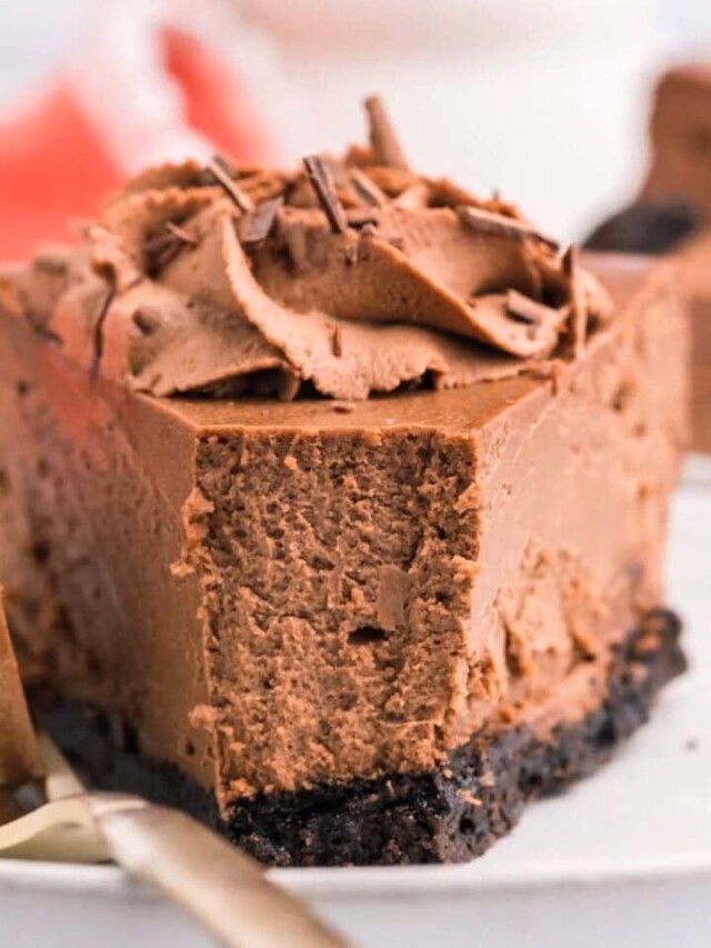 How to make the BEST Chocolate Cheesecake - SugarHero