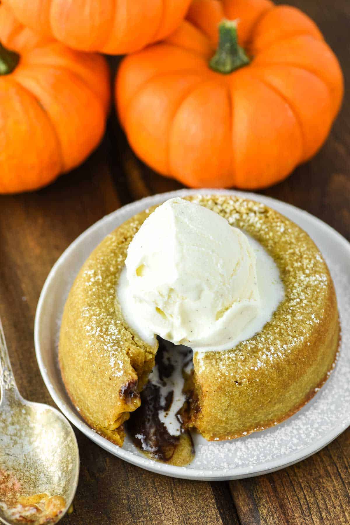 50 Fabulous Pumpkin Dessert Recipes to Make This Fall - SugarHero