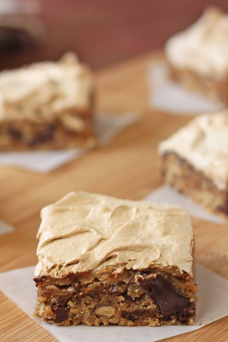 Meringue-Topped Blondies - SugarHero