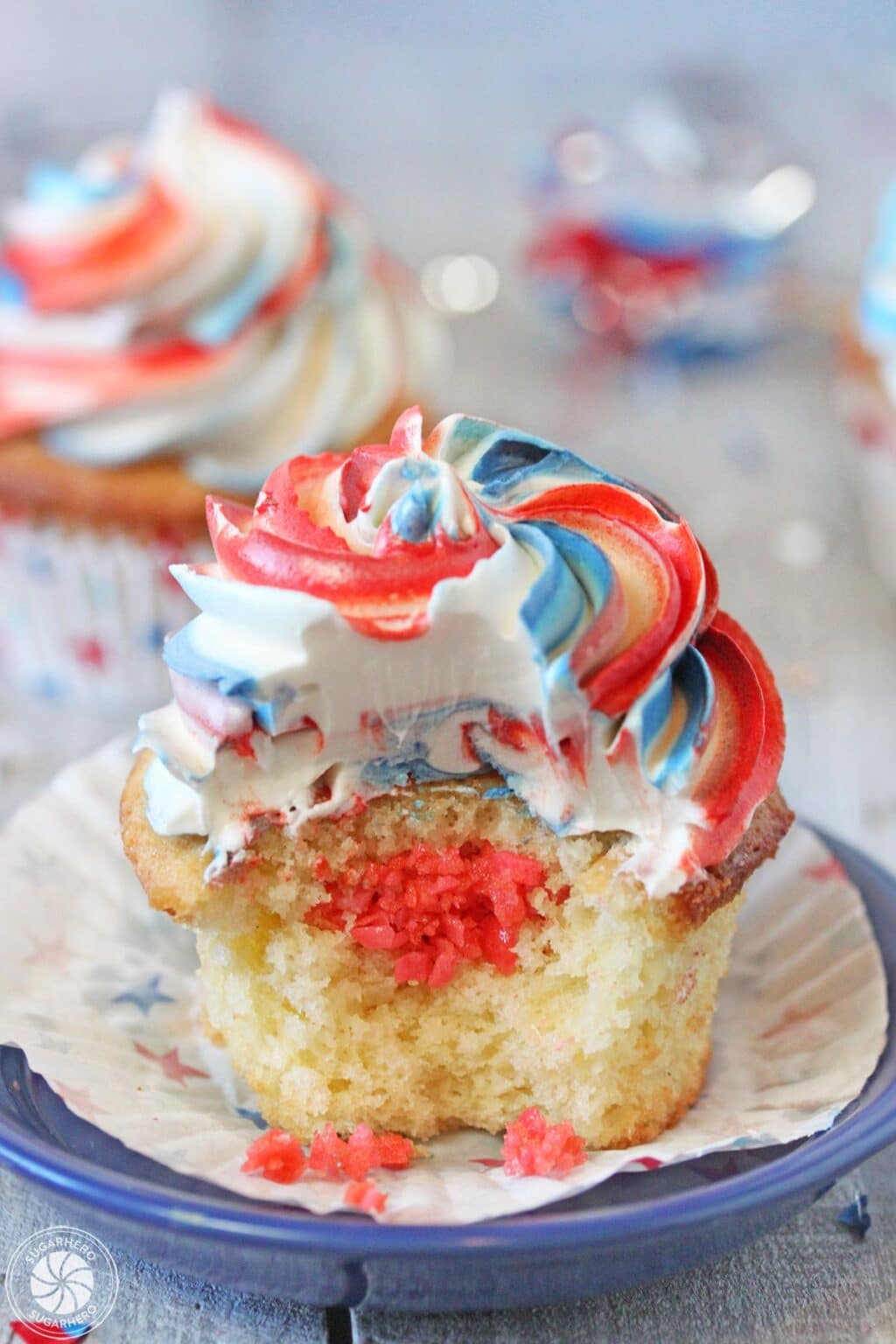 Exploding Cupcakes - SugarHero